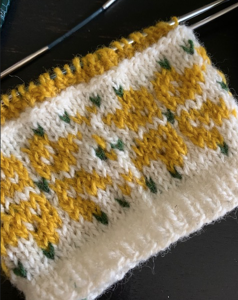 Learning to Do Colorwork Knitting the Correct Way – New England's ...