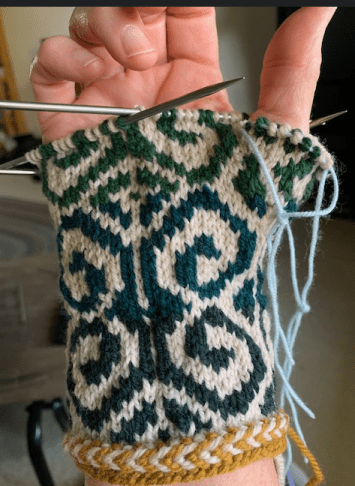 Fiddlehead Mittens – New England's Narrow Road