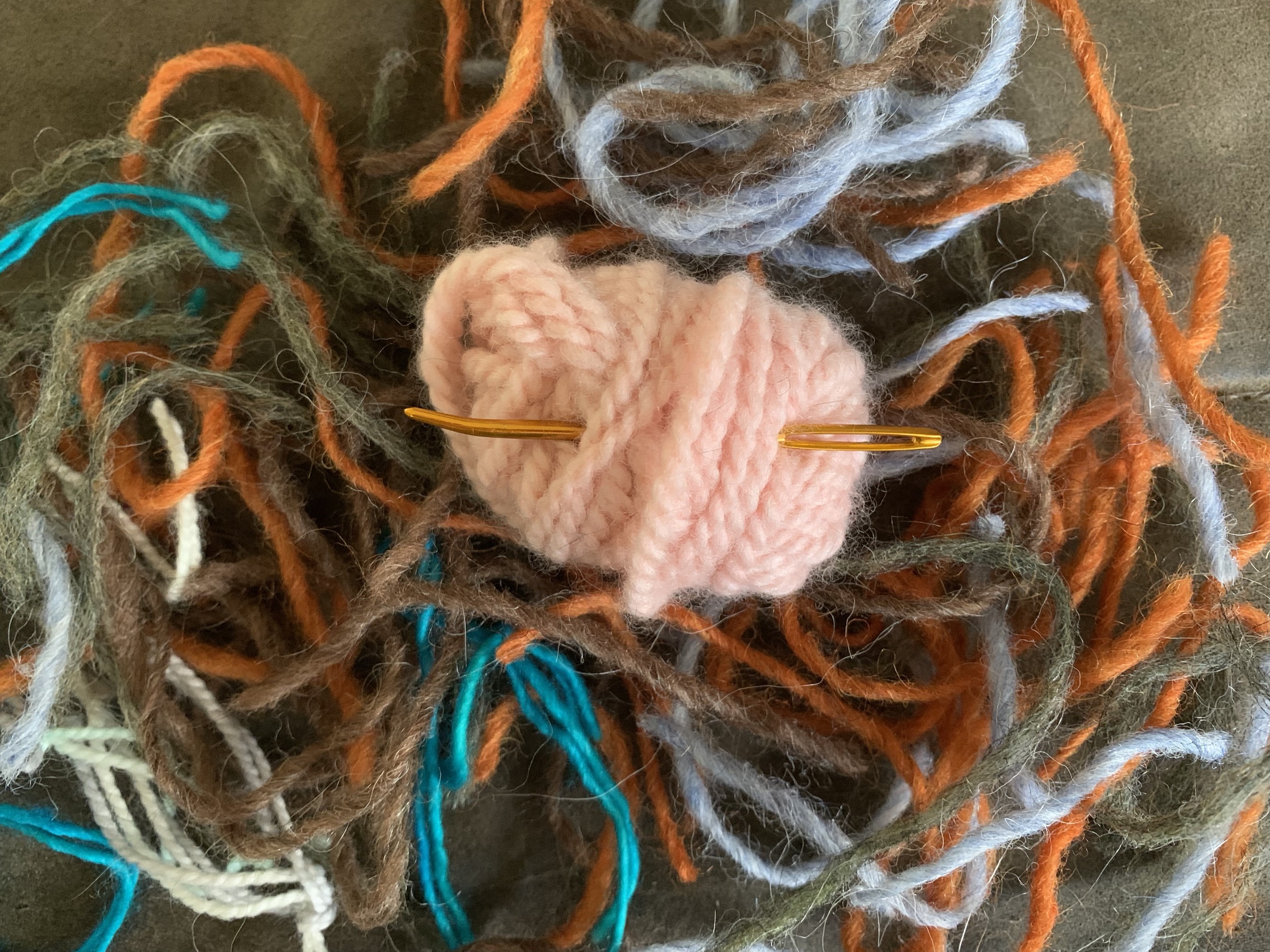 Leave No Tails! Three Ways to Join Yarn Ends – New England's Narrow Road
