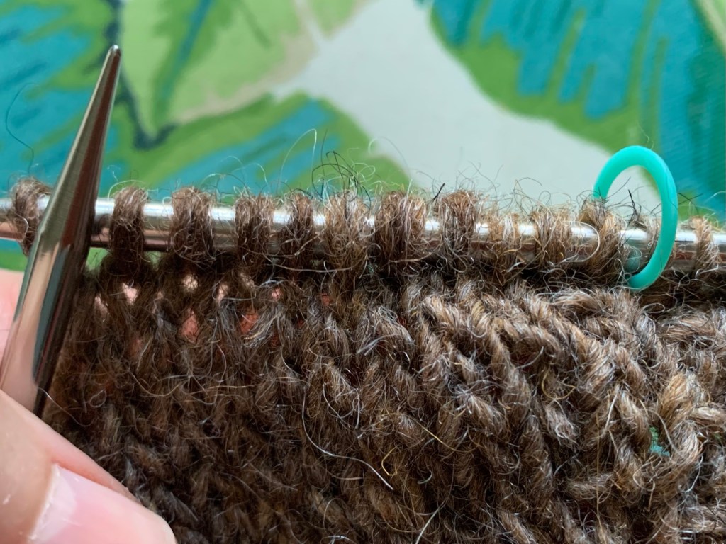 How to Spit Splice Yarn and Make Knitting Simpler – New England's ...