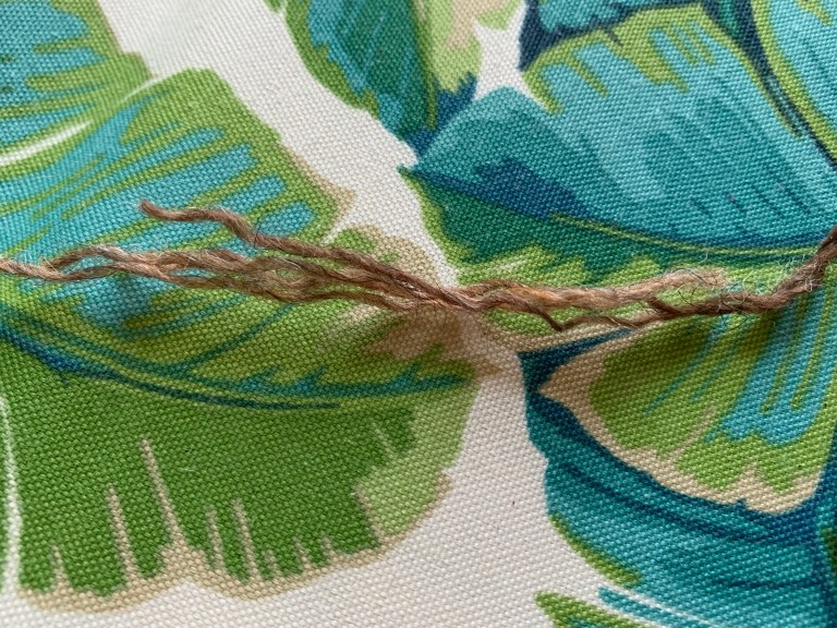 How to Spit Splice Yarn and Make Knitting Simpler – New England's ...