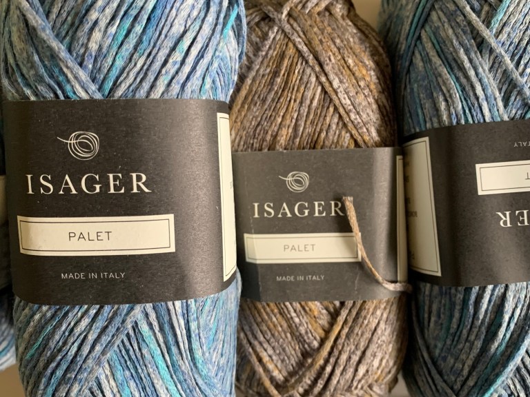 Knitting the Lakeland Tee in Isager Palet – New England's Narrow Road